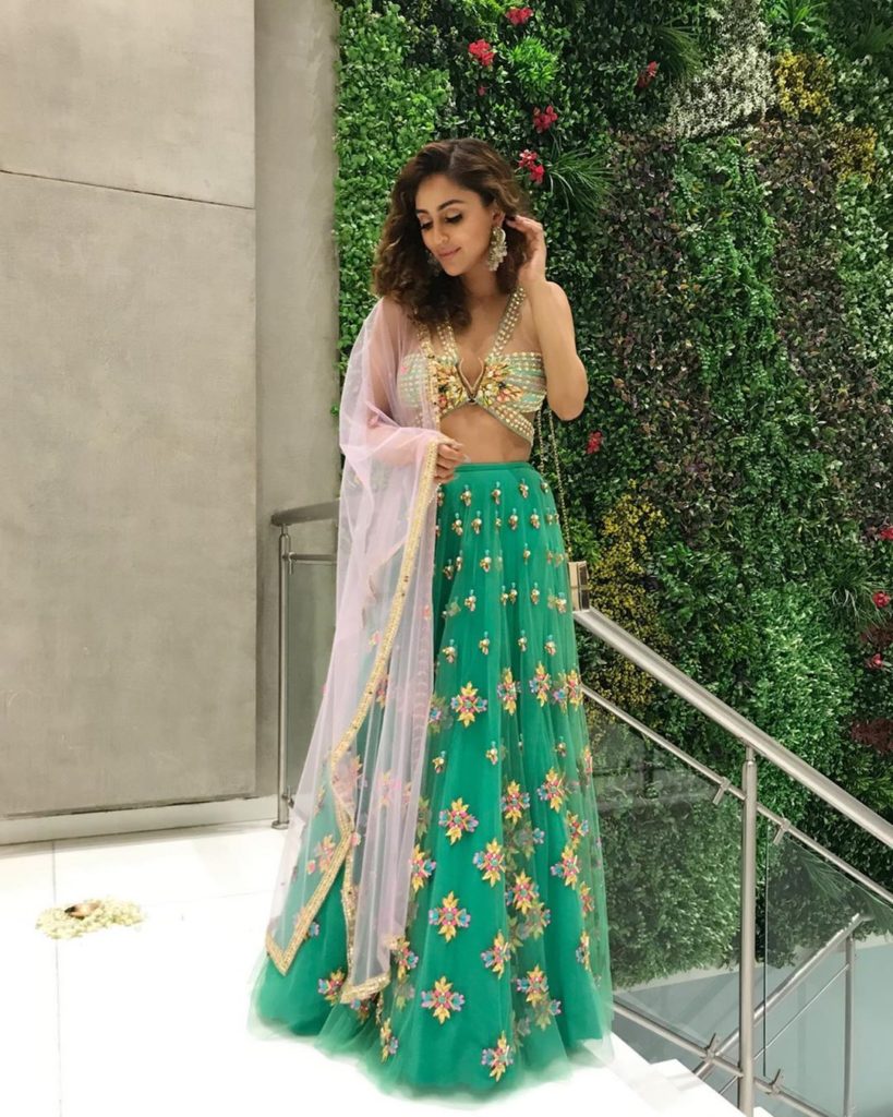 Stunning Diwali Outfits You Will Admire - KAYNULI