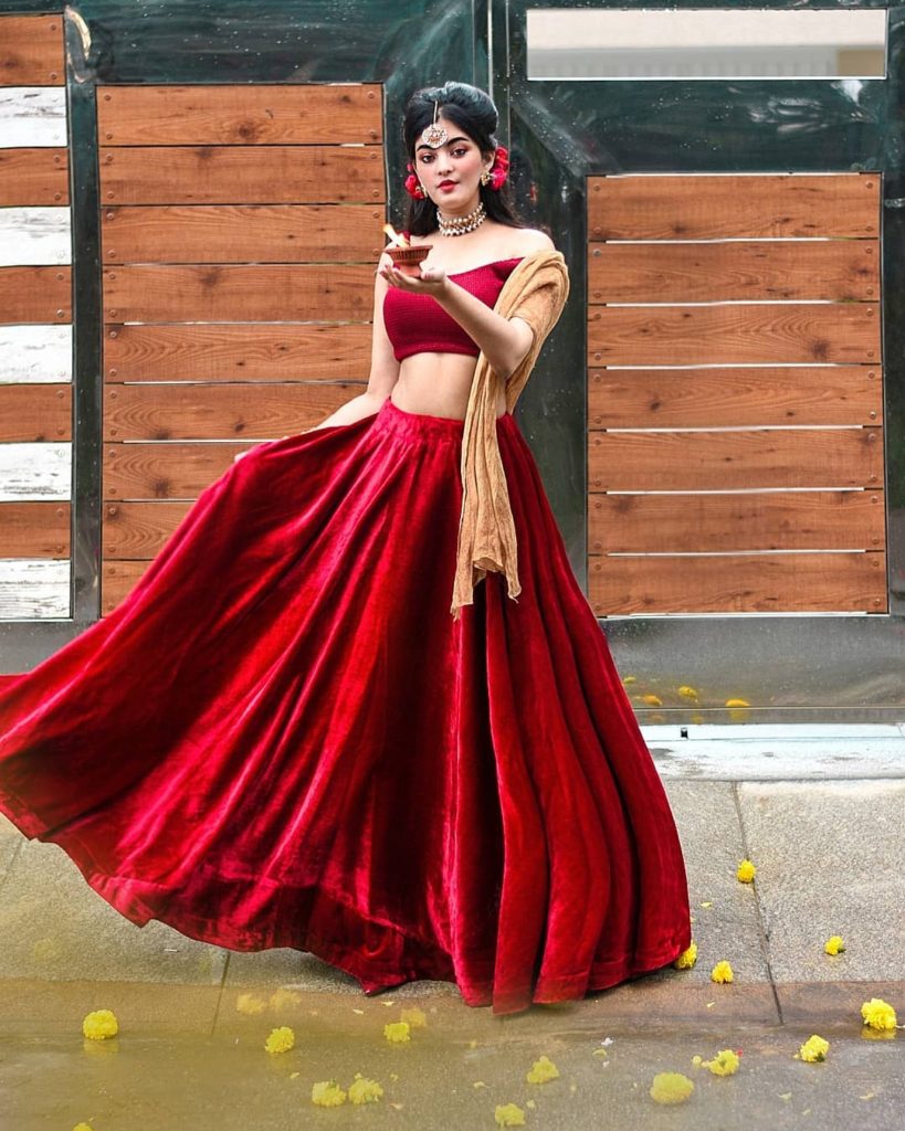 Stunning Diwali Outfits You Will Admire - KAYNULI