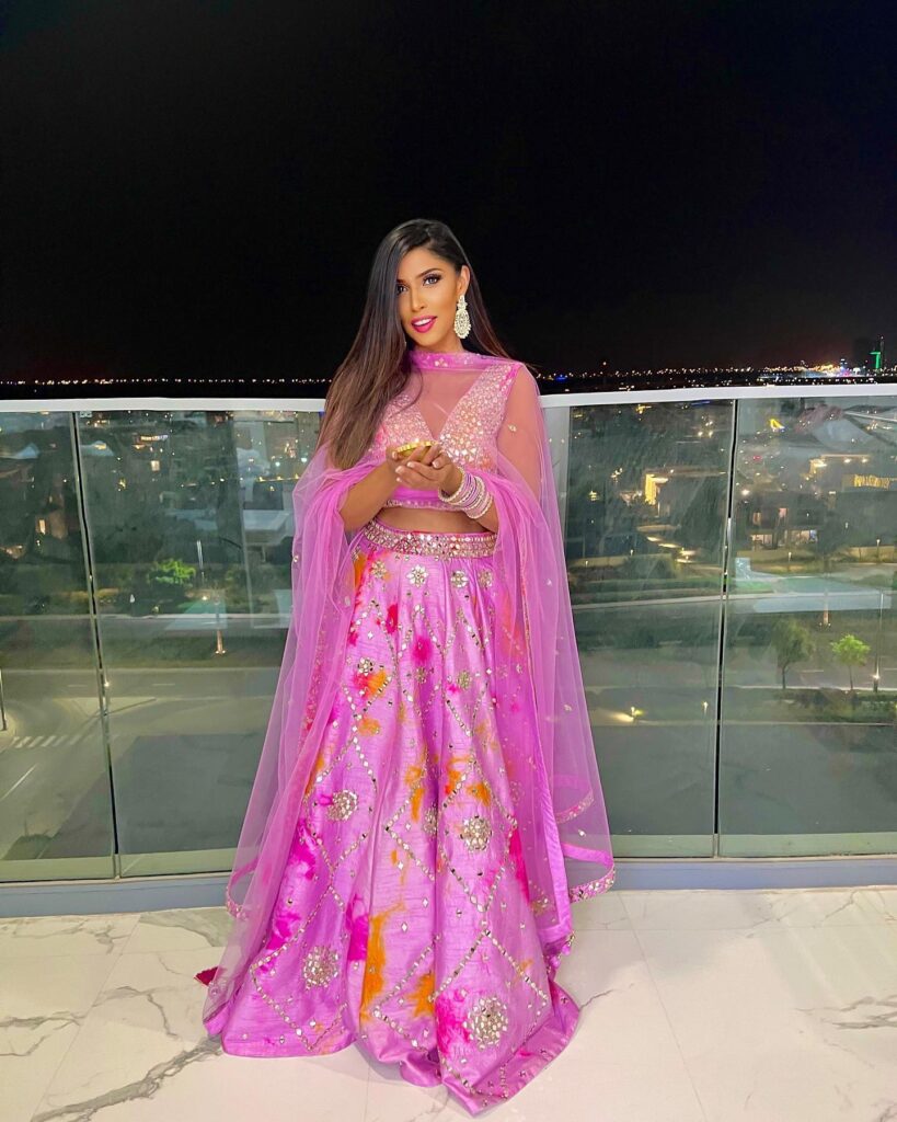 Pretty Diwali Outfits That We Can’t Stop Swooning Over - KAYNULI