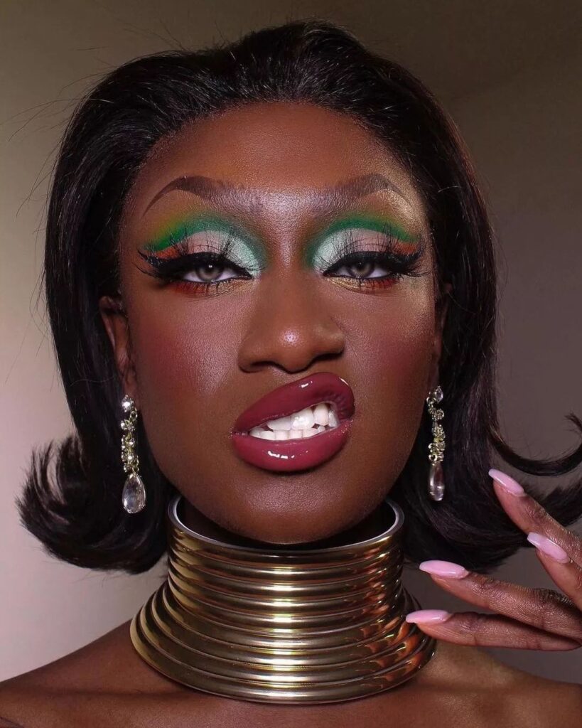 Bold Makeup Looks For Women That Will Make You Stand Out - KAYNULI